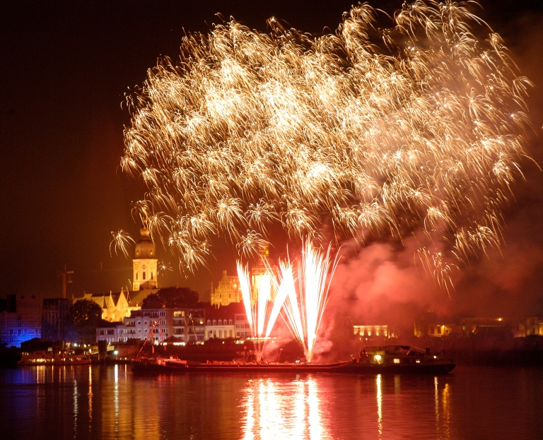 Luc De Ryck vertelt: feesten op en aan de Schelde in Temse – dagelijks ...