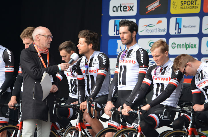 Bert De Backer wordt veertig… – dagelijks iets degelijks