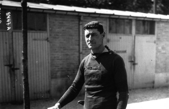 Honderd jaar geleden: Gaston Degy wint het Critérium International in ...