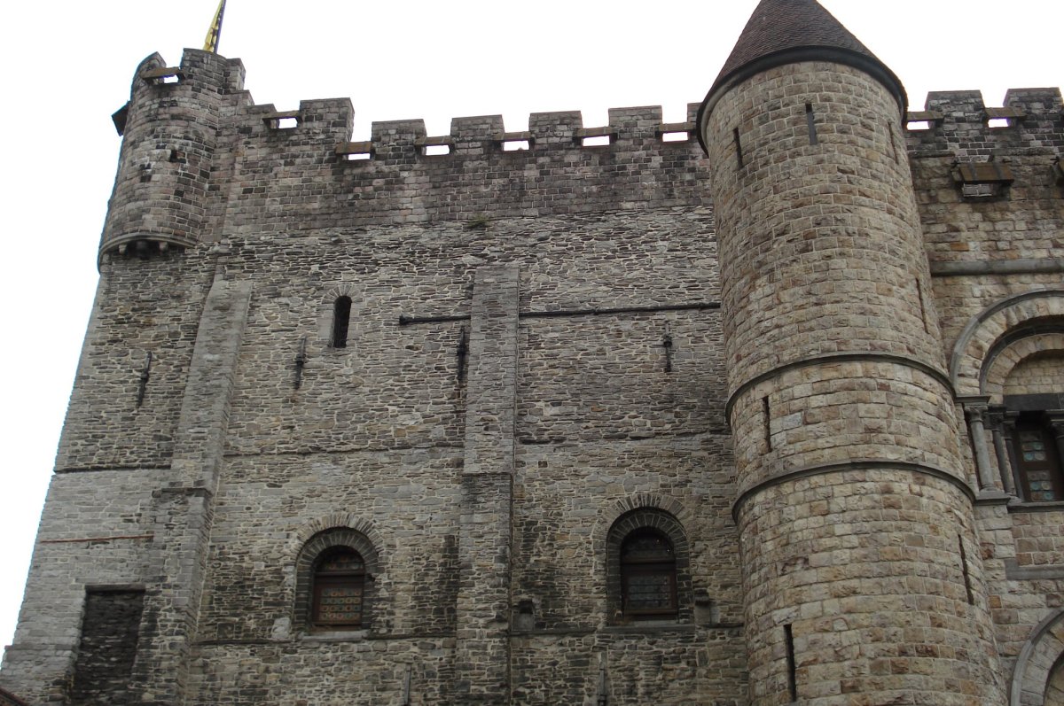 75 jaar geleden: bezetting van het Gravensteen – dagelijks iets degelijks